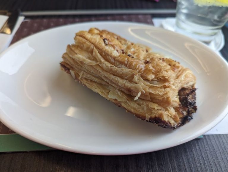 What do you get extra in First Class on LNER? LNER First Class Review ⋆ ...