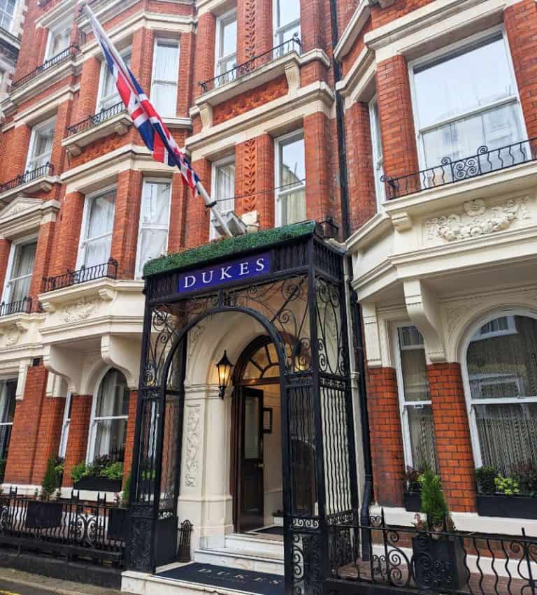DUKES London One Bedroom Suite Review ⋆ Yorkshire Wonders