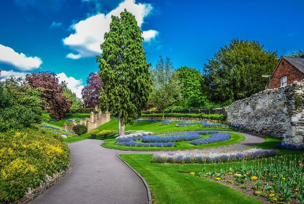 Top Ten Things to do in Guildford ⋆ Yorkshire Wonders